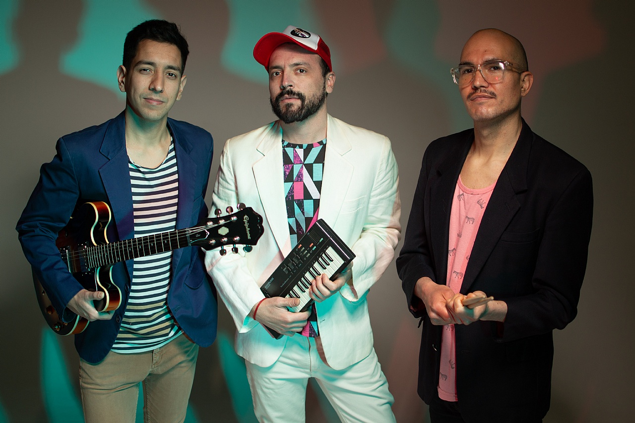 ESCENARIOS: El trío indie pop "Tengo Otro Plan" presenta su primer show ...