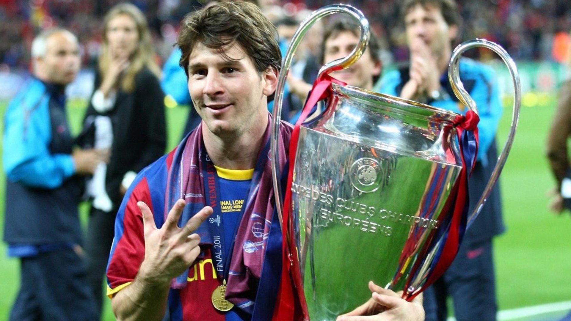 A 20 años del debut de Lionel Messi en Champions: El inicio de una ...