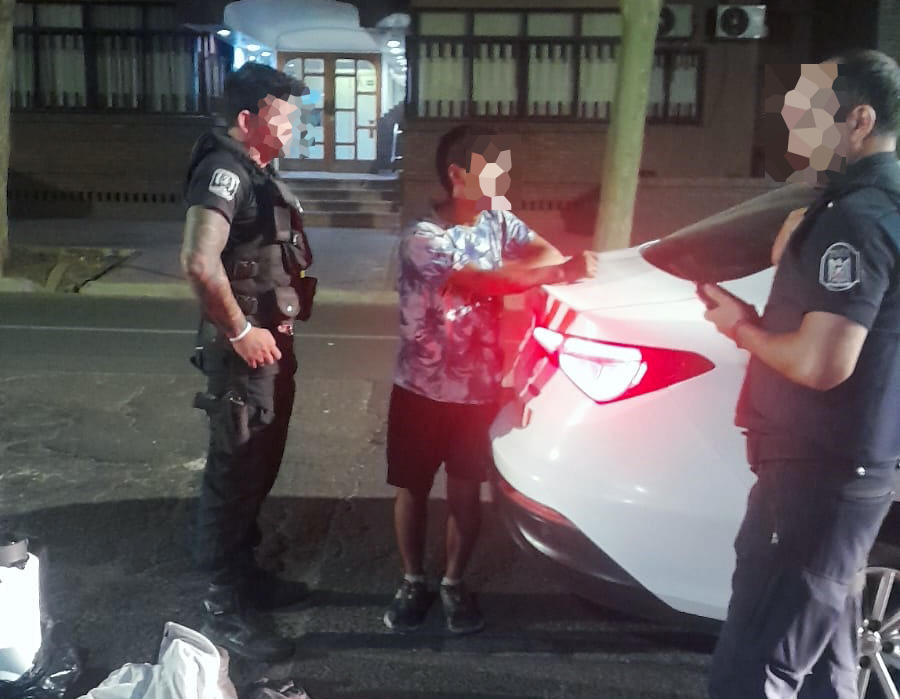 Atraparon a un DELINCUENTE tras robar en un café de Ciudad - Diario Mendoza