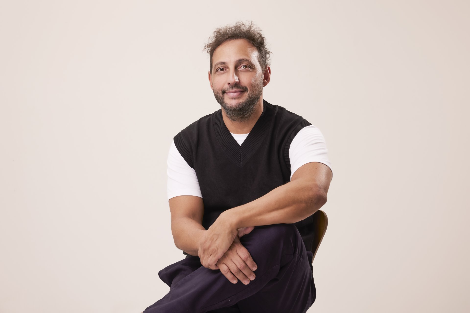 Ariel Staltari llega a Mendoza con Agotados, una comedia de alto ...