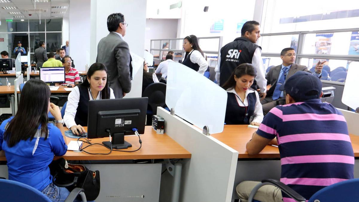 El trabajo informal subió 2,2 puntos y crece la subocupación en ...