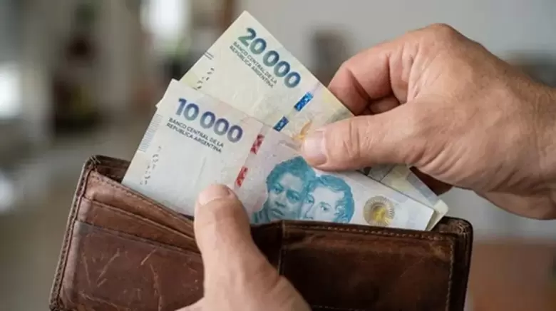 Tras meses de caída, los salarios recuperaron terreno frente a la ...